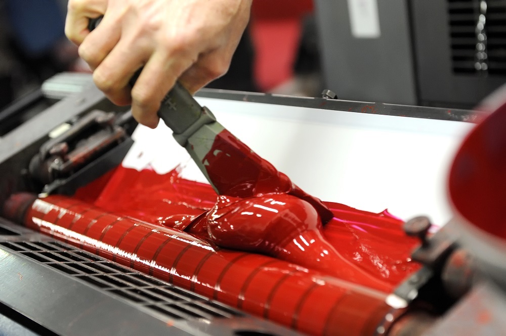 Choosing Industrial Paint Suppliers | Dahl House Interiors